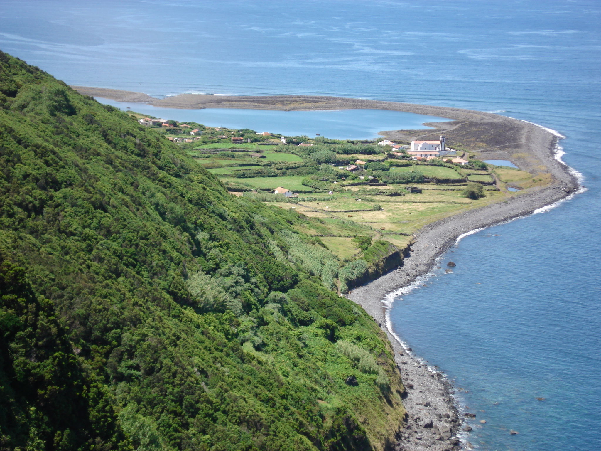 Hiking the Triangle Islands - Pico | FONTE TRAVEL - Pico theAzores